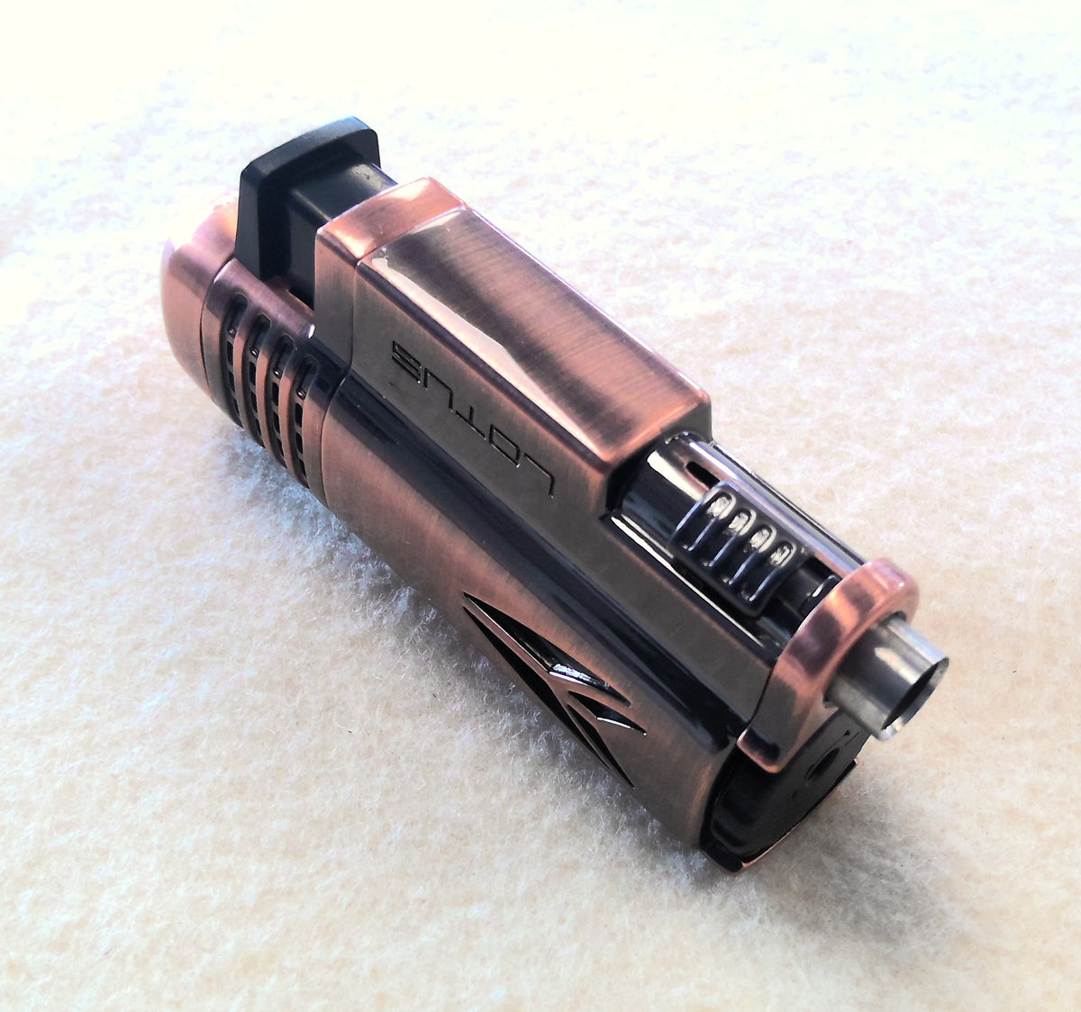 Lotus Defiant, Copper, quad torch – The Happy Piper